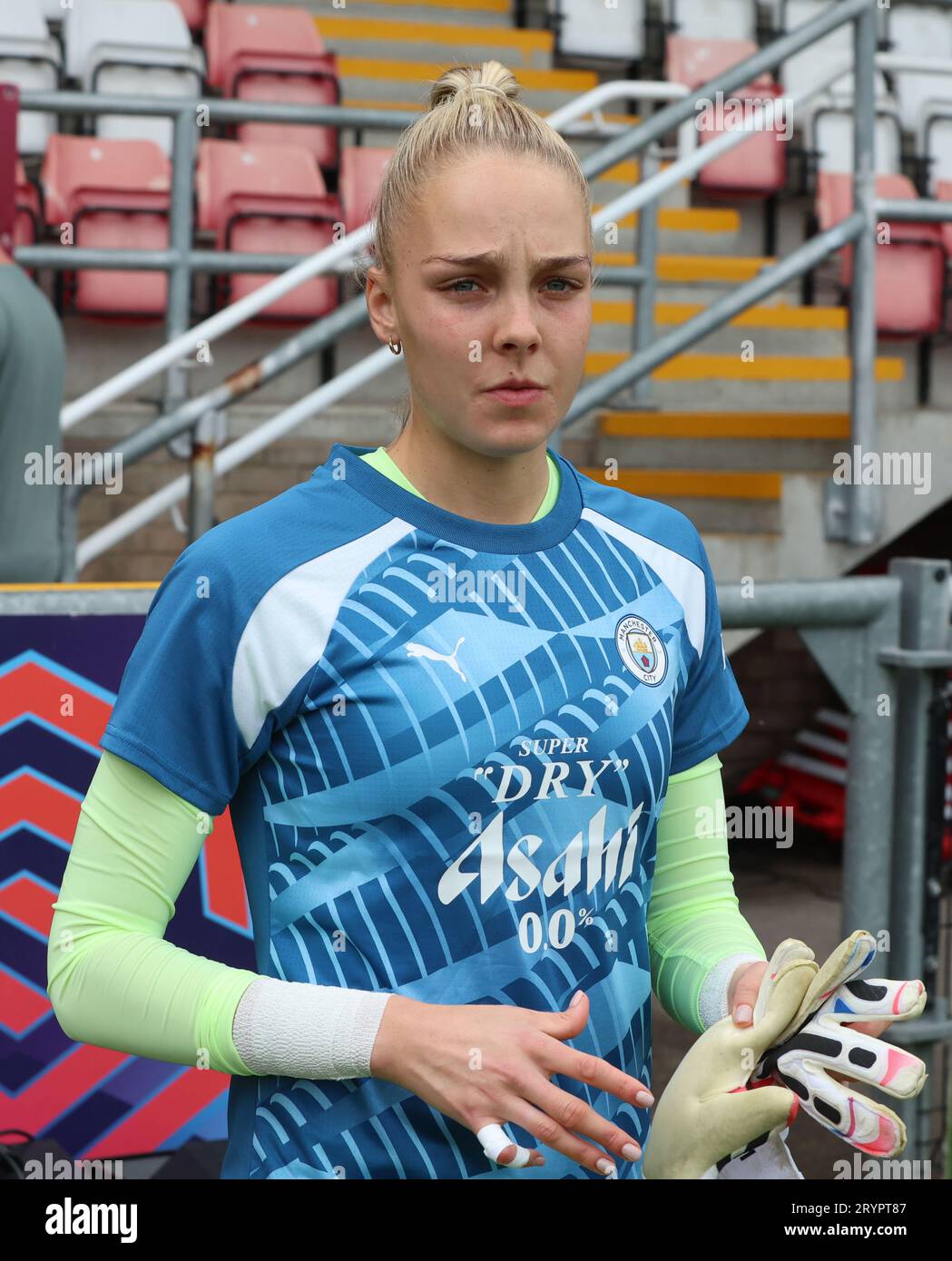 Wfc ellie roebuck hi-res stock photography and images - Alamy