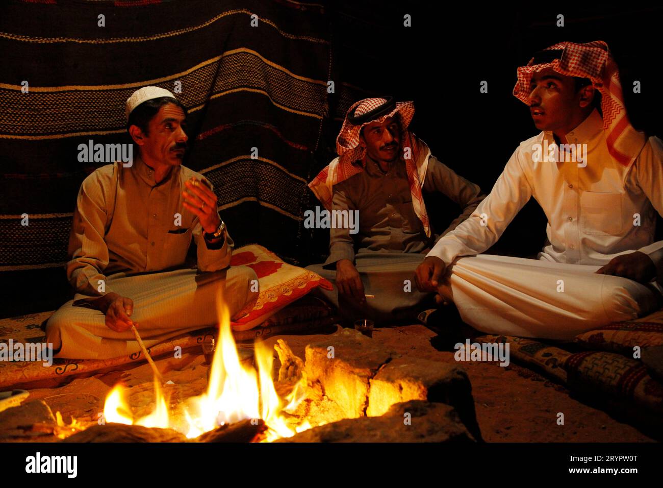 Bedouins jordan camp hi-res stock photography and images - Alamy