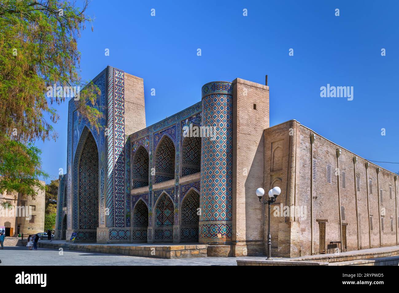 Nadir Divan-begi Madrasah, Bukhara, Uzbekistan Stock Photo - Alamy