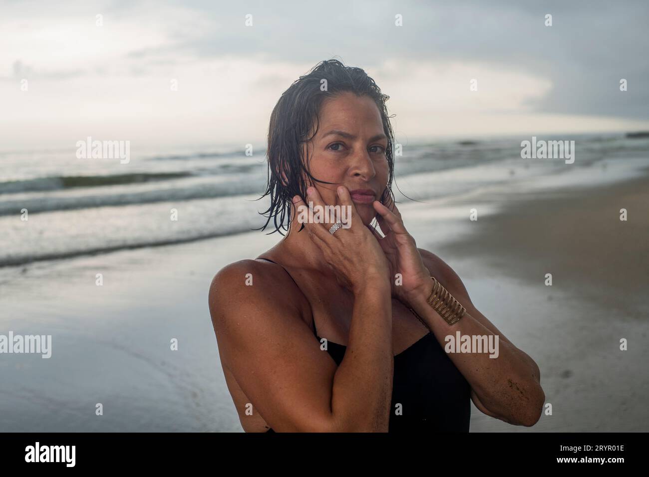 57 year old woman at the beach Stock Photo - Alamy