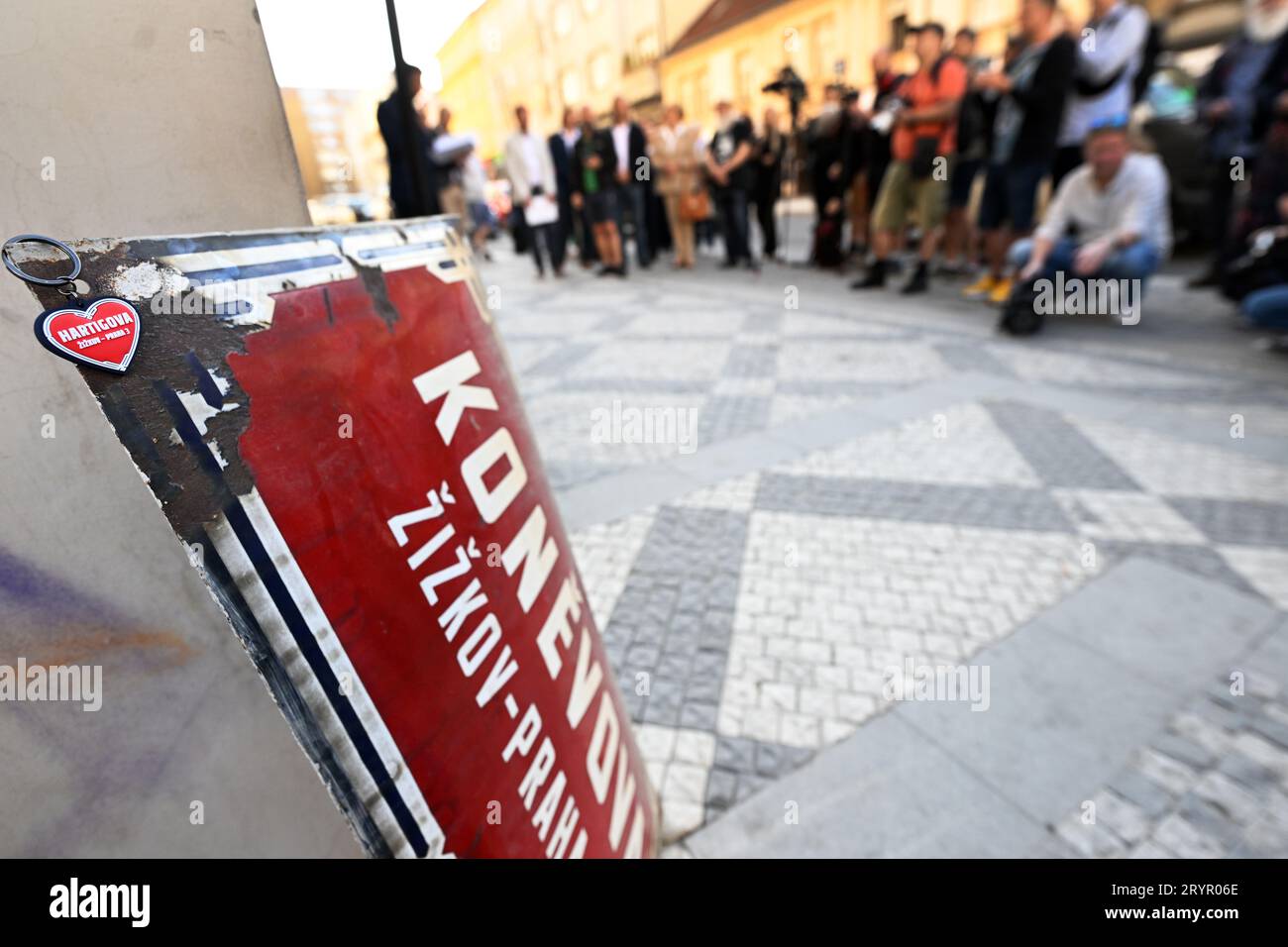 Unveiling of the first street sign of Hartig (Hartigova) in the former ...