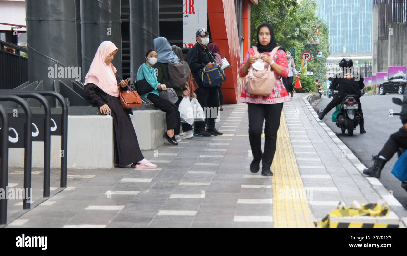 Jakarta, Jakarta, Indonesia. 2nd Oct, 2023. Many people use batik as a ...