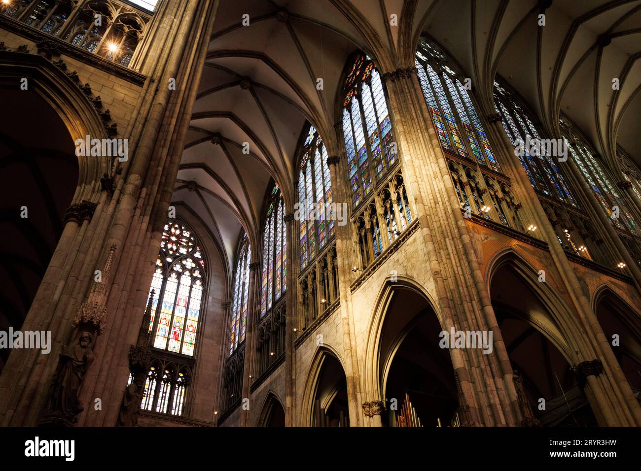 Cologne cathedral nave germany hi-res stock photography and images - Alamy