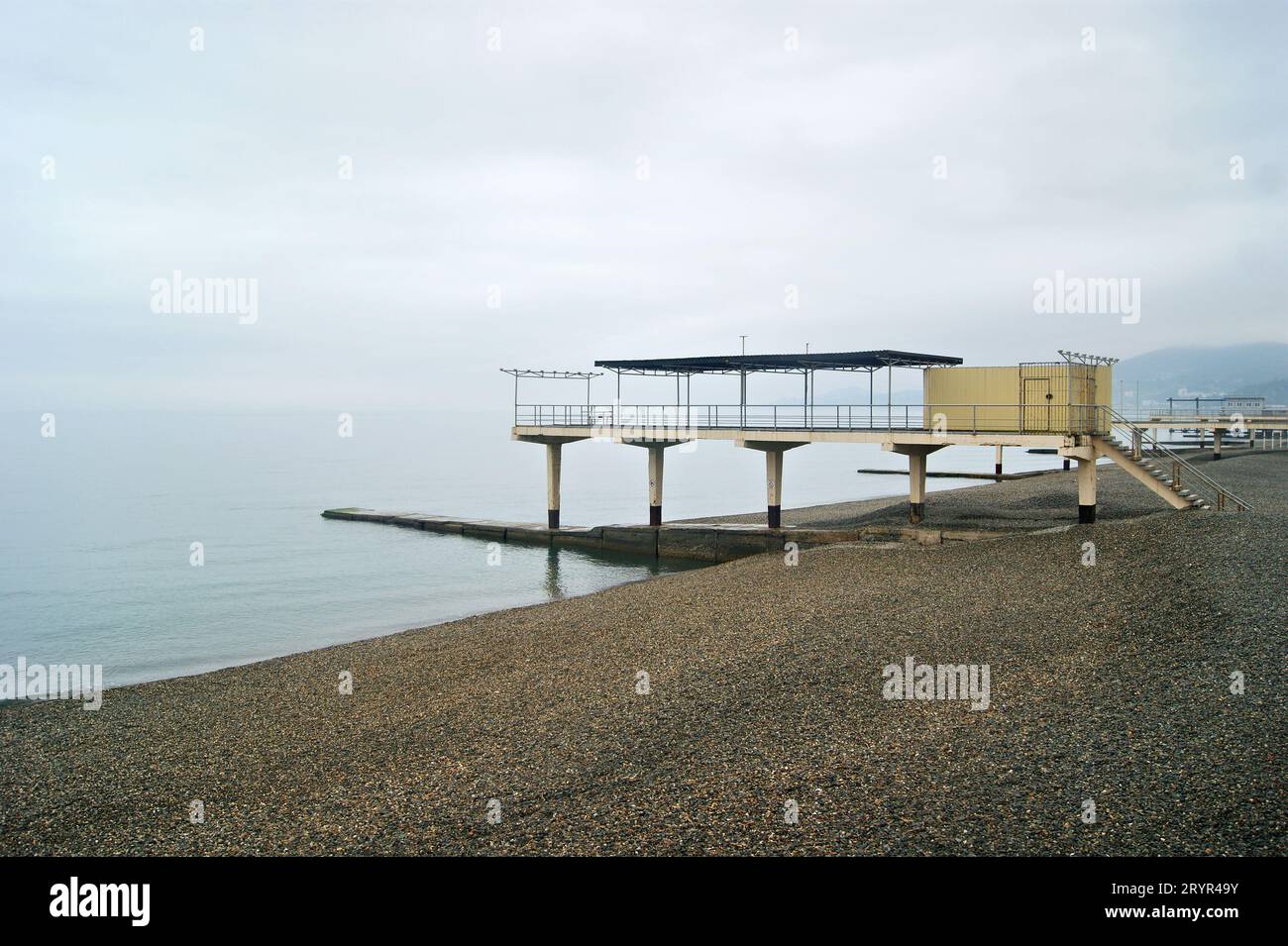 Shore pier hi-res stock photography and images - Alamy