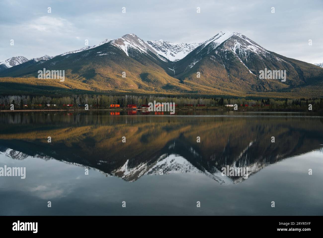 Mt rundle and vermillion lakes with colorful trains. Rocky mountains ...