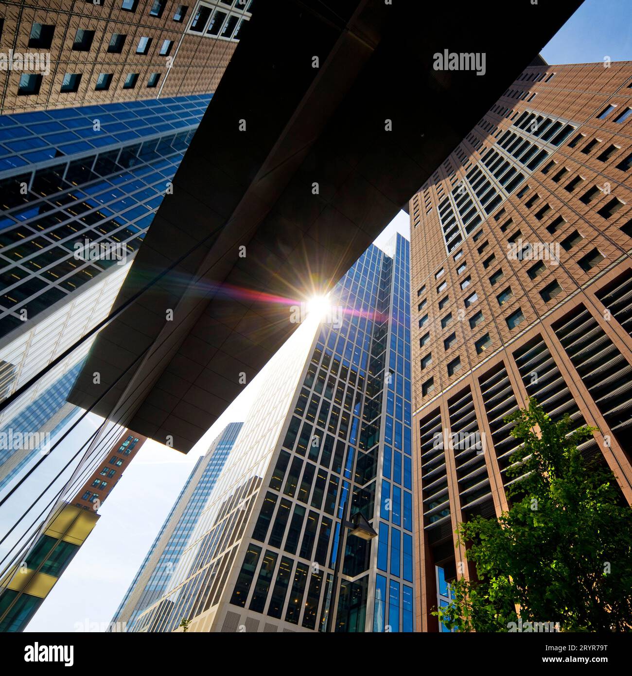 Exterior worms eye view hi-res stock photography and images - Alamy