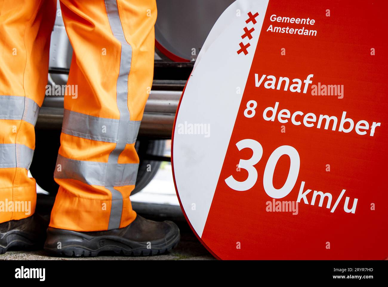 Kilometerborden hi-res stock photography and images - Alamy