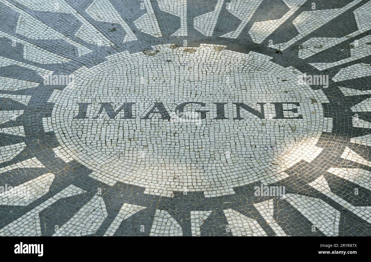 The John Lennon Memorial "Imagine" mosaic in Strawberry Fields, Central ...