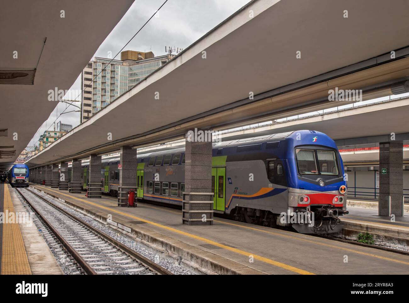 Naples railway station exterior hi-res stock photography and images - Alamy