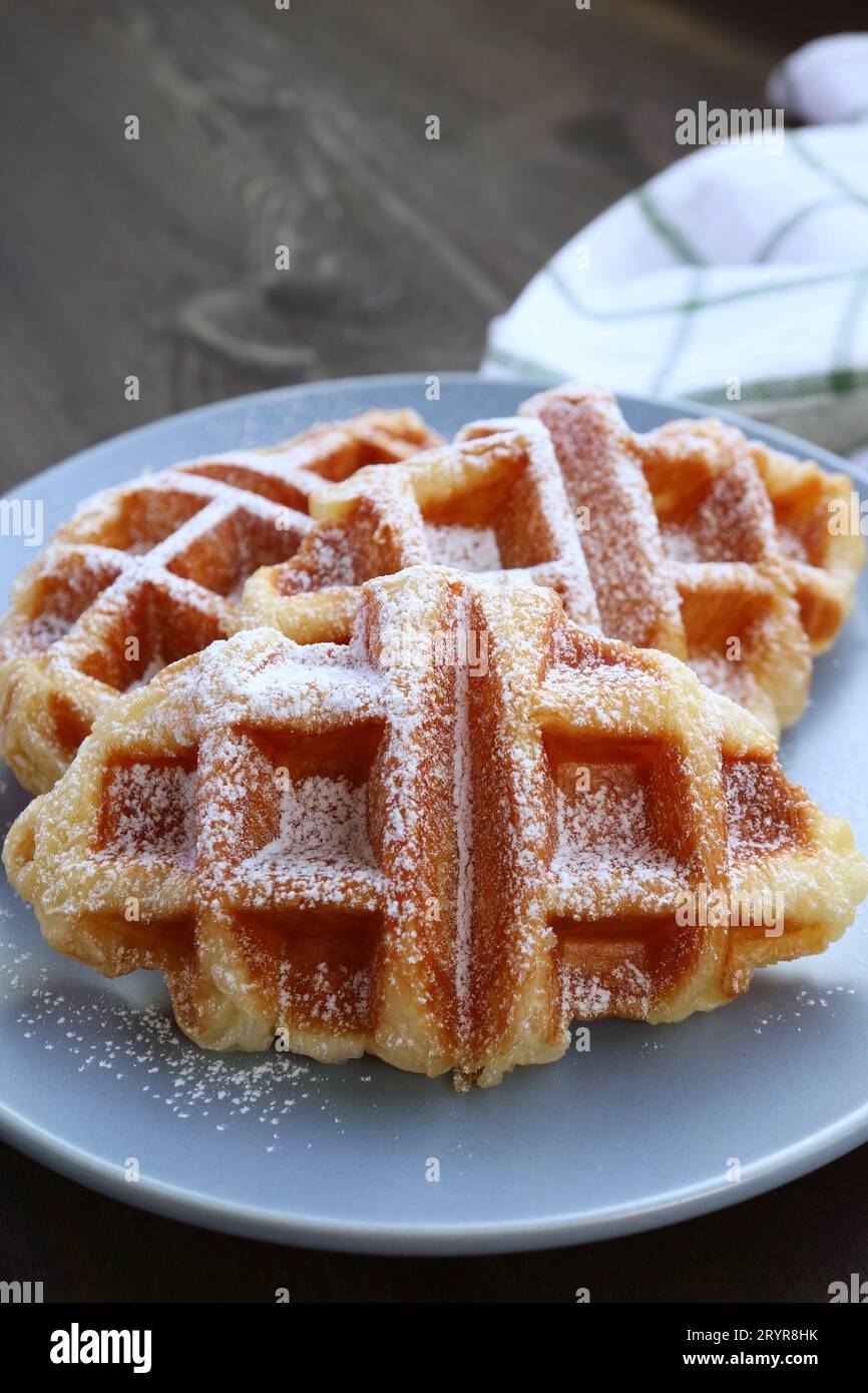 Croffle hi-res stock photography and images - Alamy