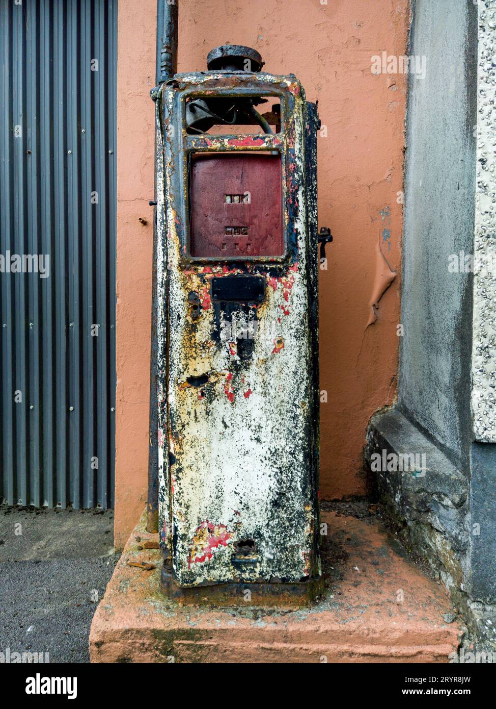 Old gas station illinois hi-res stock photography and images - Alamy