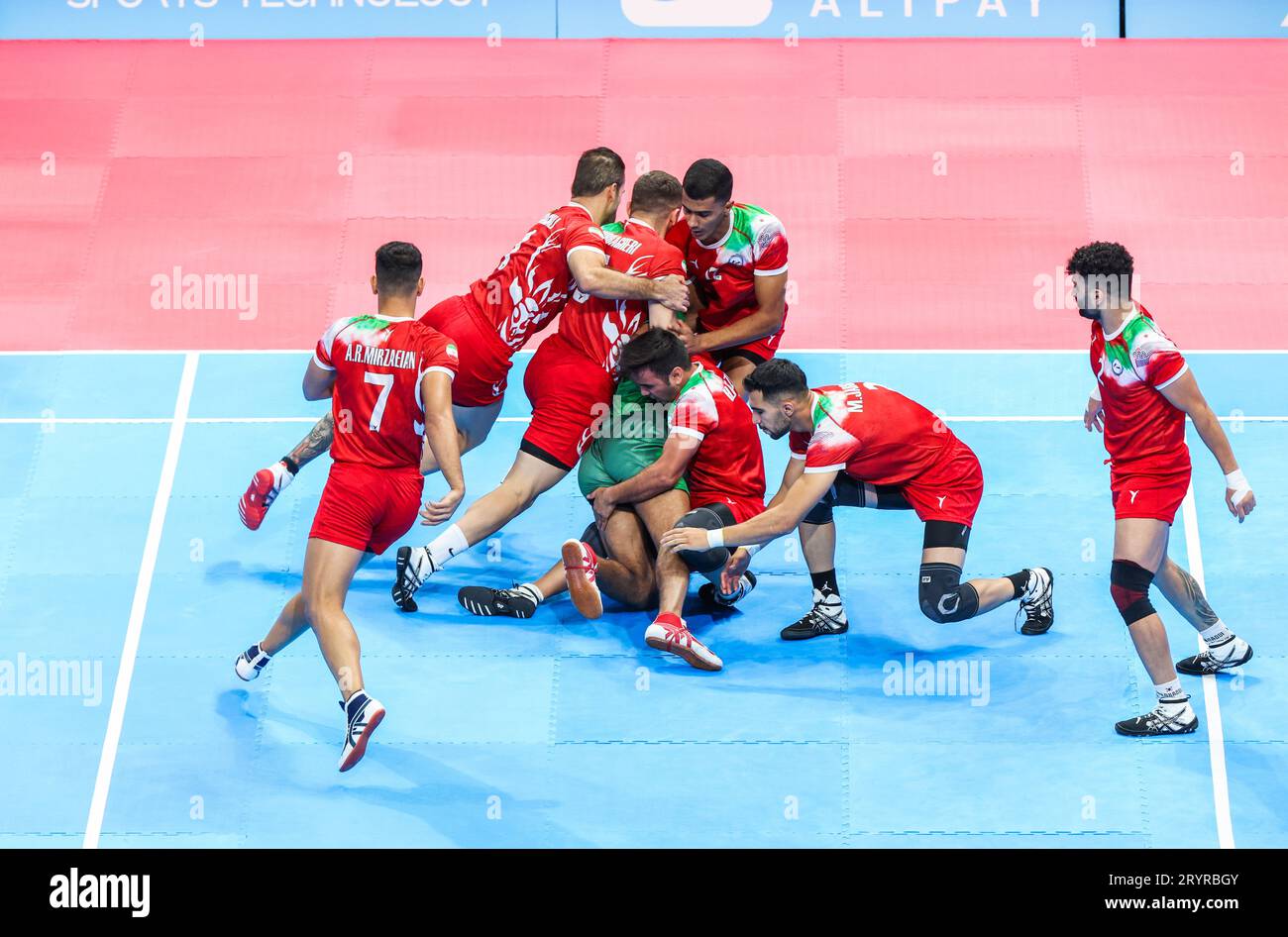 Hangzhou, China's Zhejiang Province. 2nd Oct, 2023. Players compete ...