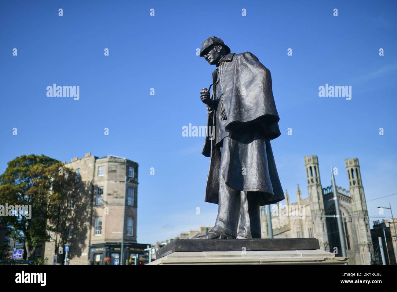 Edinburgh Scotland, UK 02 October 2023. The Sherlock Holmes statue at ...