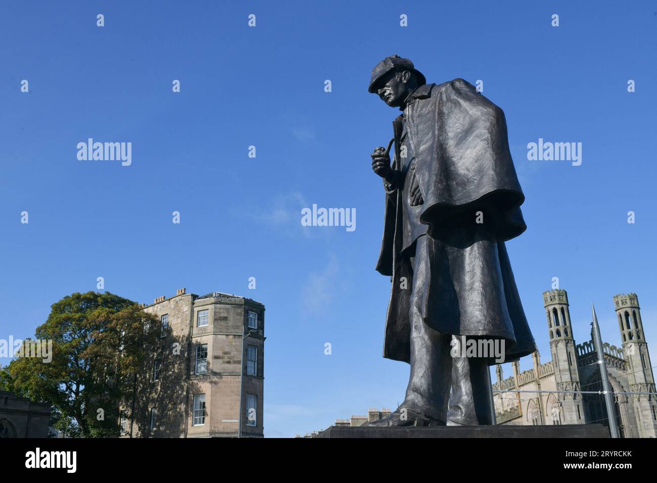 Edinburgh Scotland, UK 02 October 2023. The Sherlock Holmes statue at ...