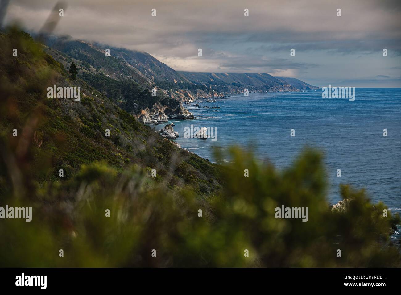 Rugged big sur views hi-res stock photography and images - Alamy