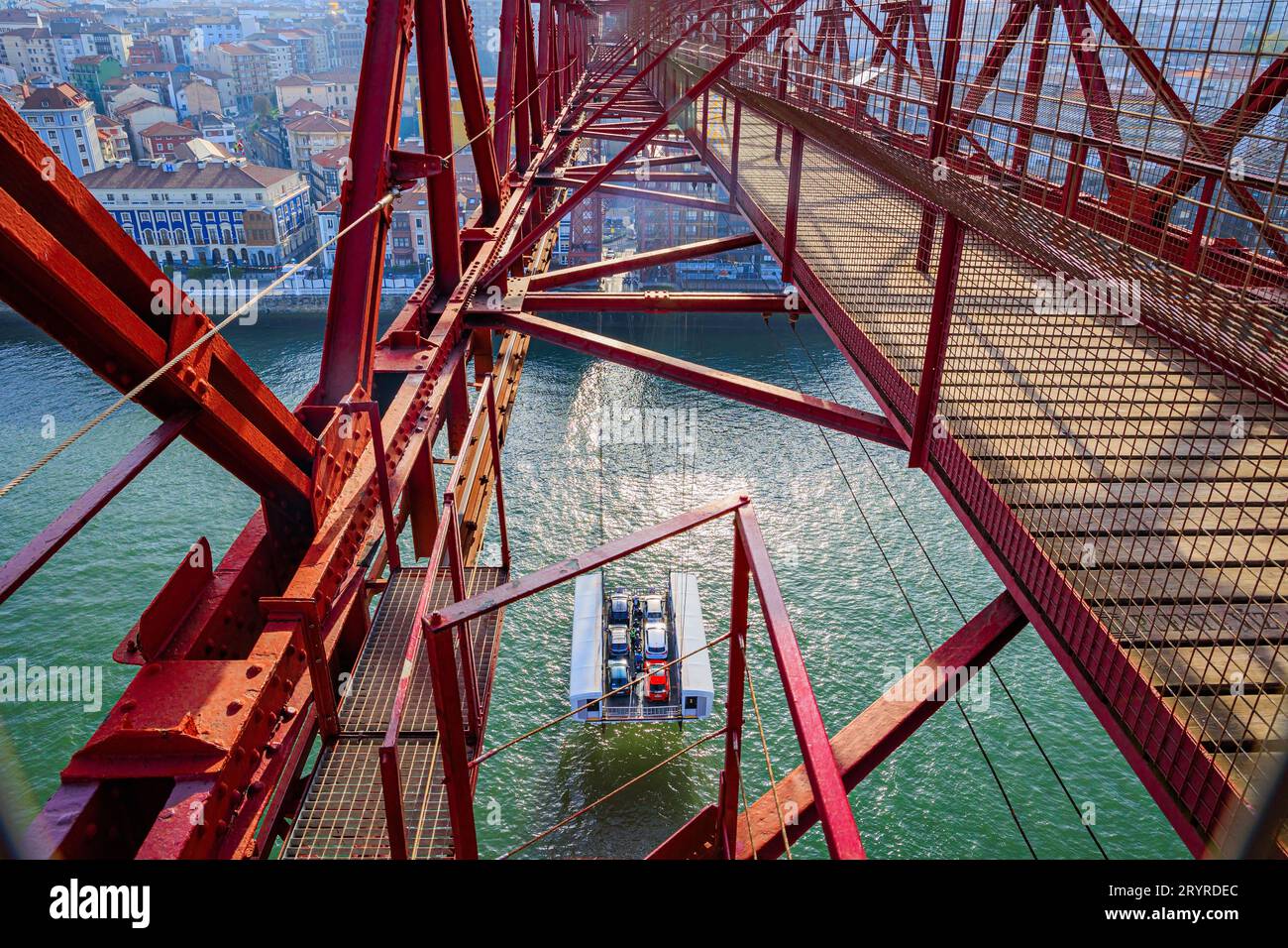 Flying cable hi-res stock photography and images - Alamy