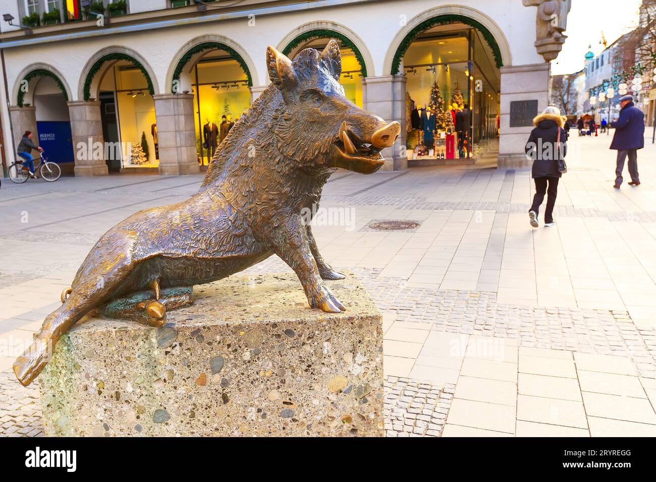 Statue of a boar in Munich, Germany Stock Photo - Alamy