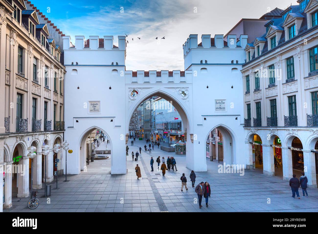 Cityscape gate street in hi-res stock photography and images - Alamy