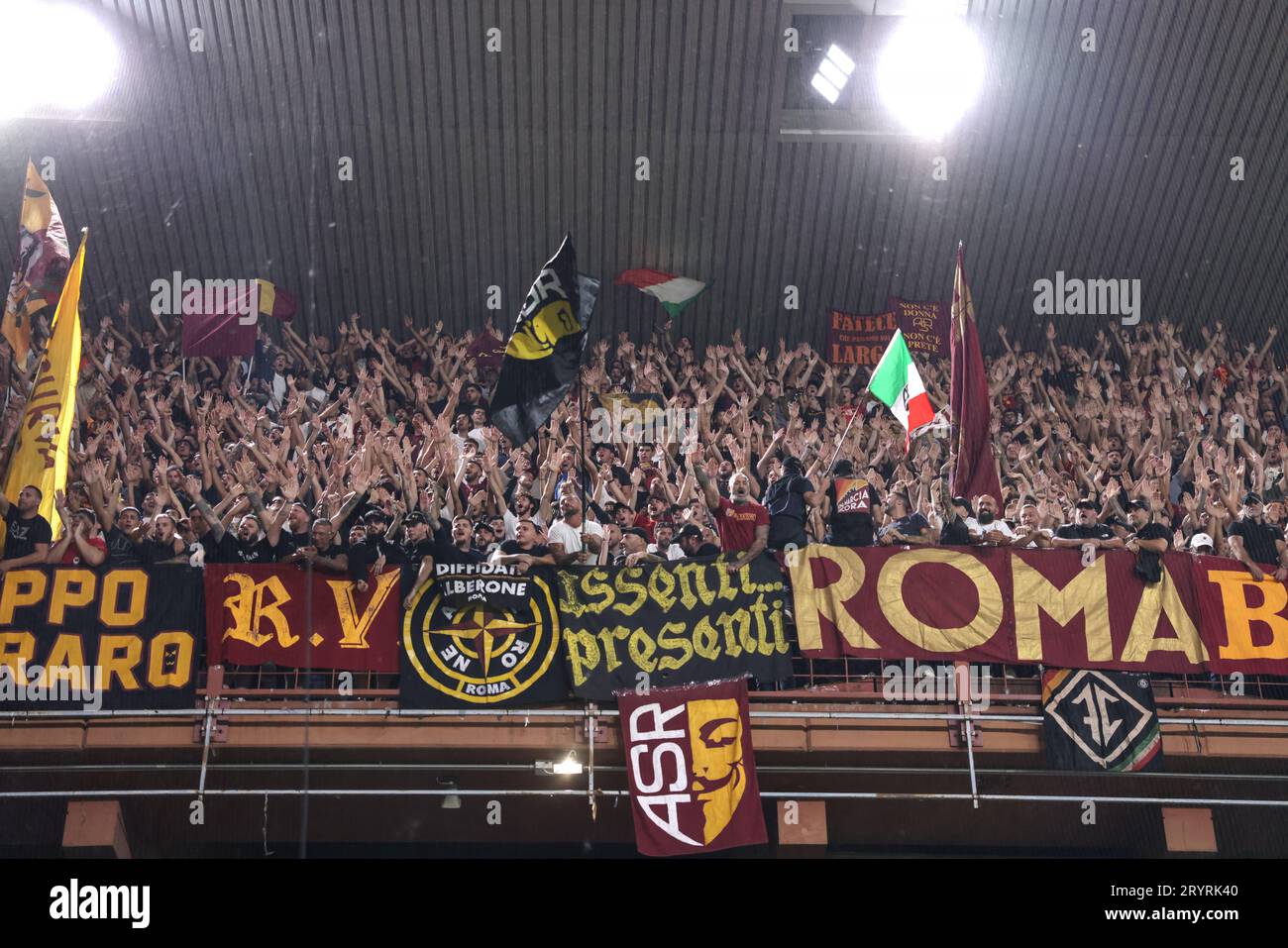 As roma fans hi-res stock photography and images - Alamy