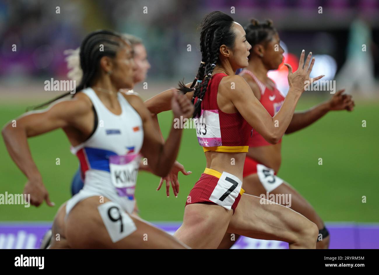 Hangzhou, China's Zhejiang Province. 2nd Oct, 2023. Li Yuting(C) of ...