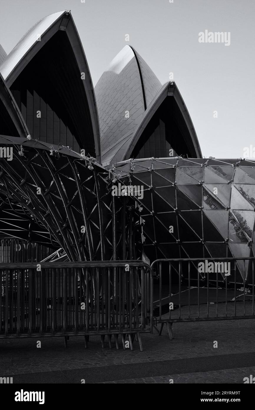 Flurry, a geodesic light sculpture mimicking the forms of the Sydney ...