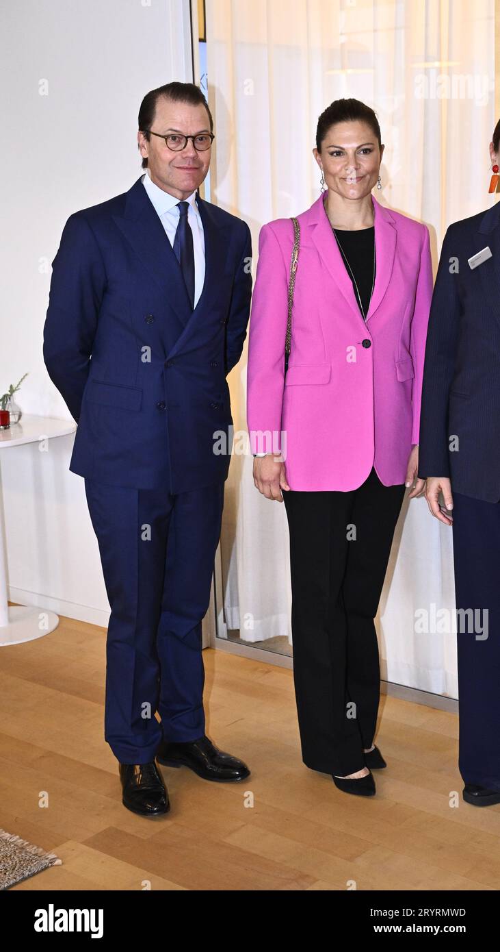 Crown Princess Victoria and Prince Daniel arrive at a seminar at SNS ...