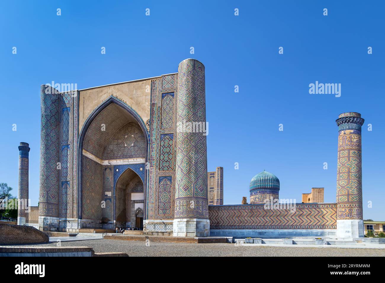 Bibi-Khanym Mosque, Samarkand. Uzbekistan Stock Photo - Alamy