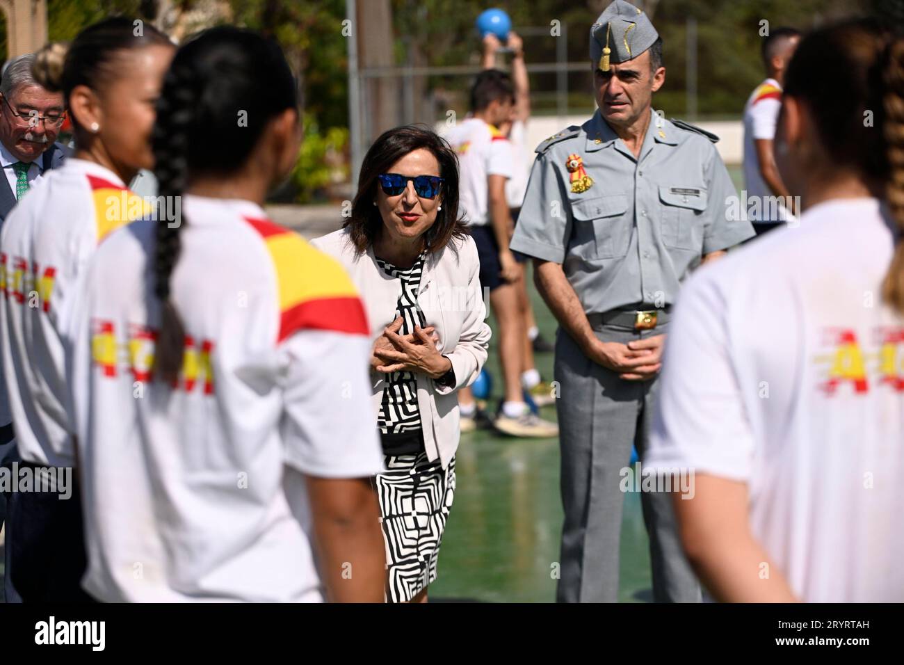 The Minister of Defense, Margarita Robles (c), visits the Military ...