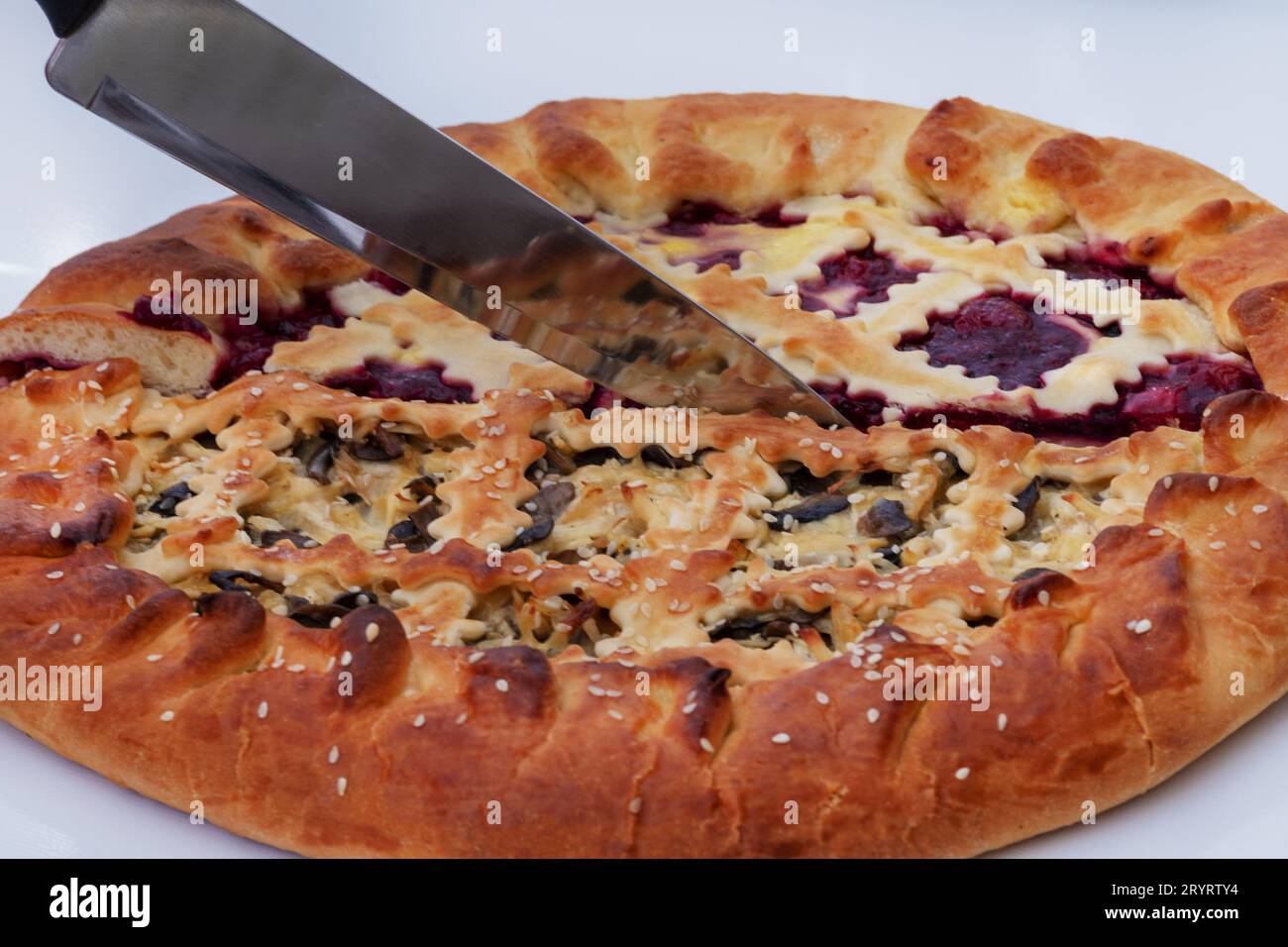 pieces of pie, knife. homemade pie, Home baking concept Stock Photo - Alamy