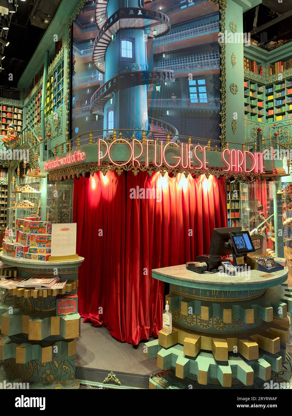 Times square location tins tin can cans fish canner hi-res stock ...