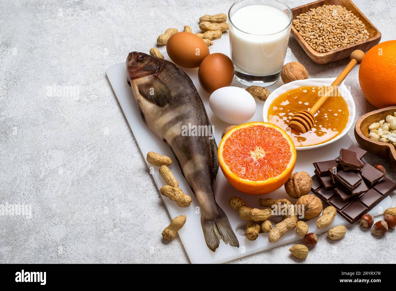 Food allergy concept hi-res stock photography and images - Alamy