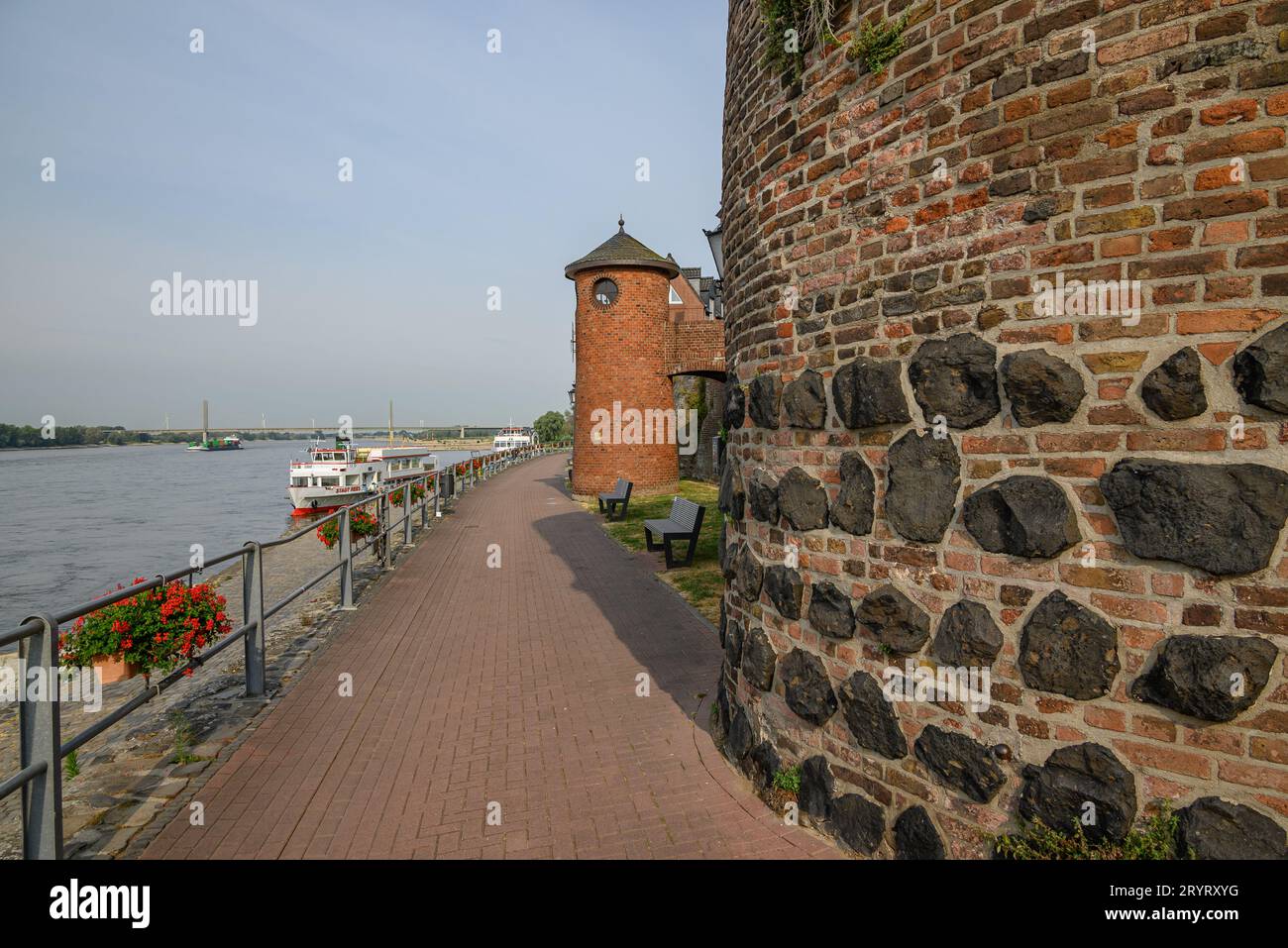 River rees hi-res stock photography and images - Alamy