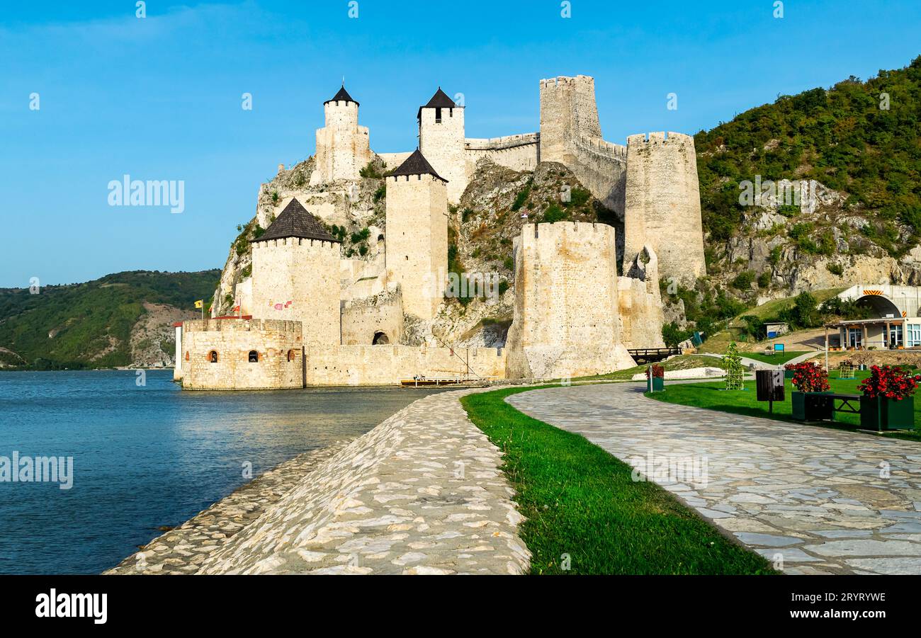 Shot golubac fortress medieval hi-res stock photography and images - Alamy