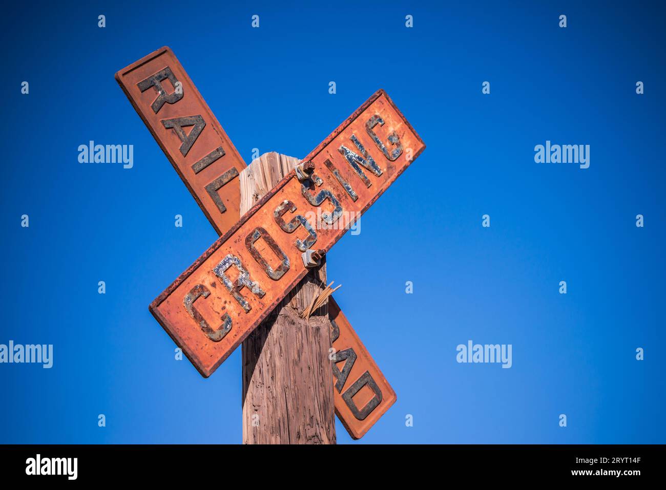 Vintage crossing signal hi-res stock photography and images - Alamy