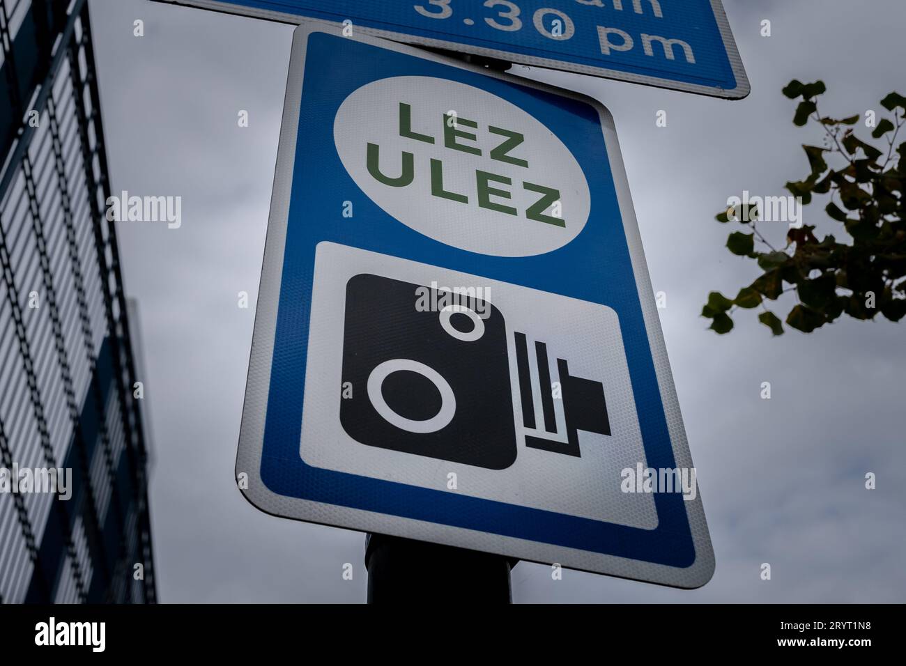 Signage displaying: Low Emission Zone (LEZ) and Ultra Low Emission Zone ...