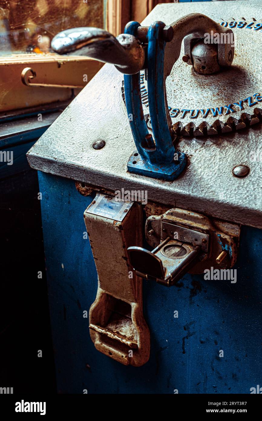 Coin press machine hi-res stock photography and images - Alamy