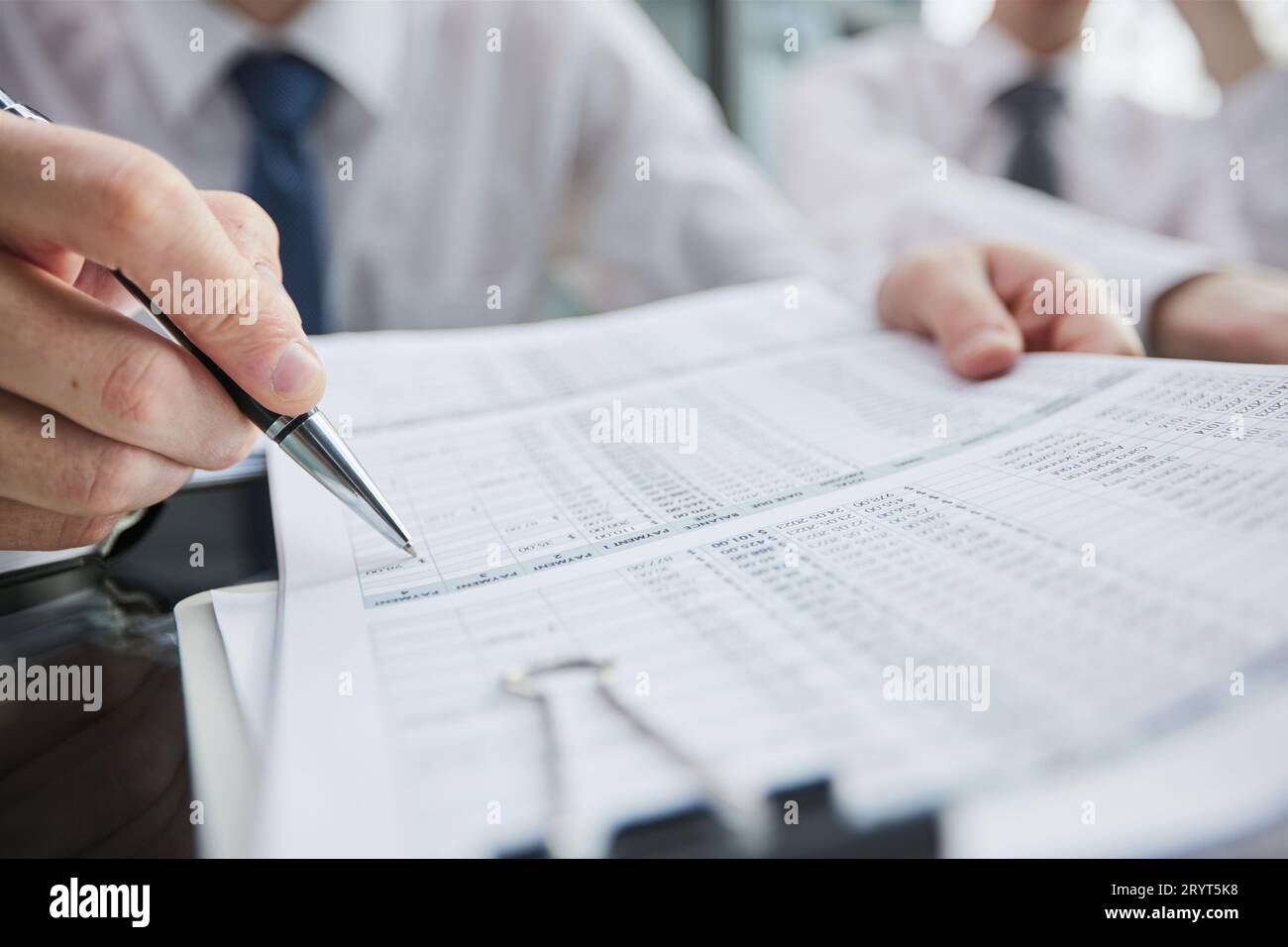 Hand makes notes on a paper notebook, close-up Stock Photo - Alamy