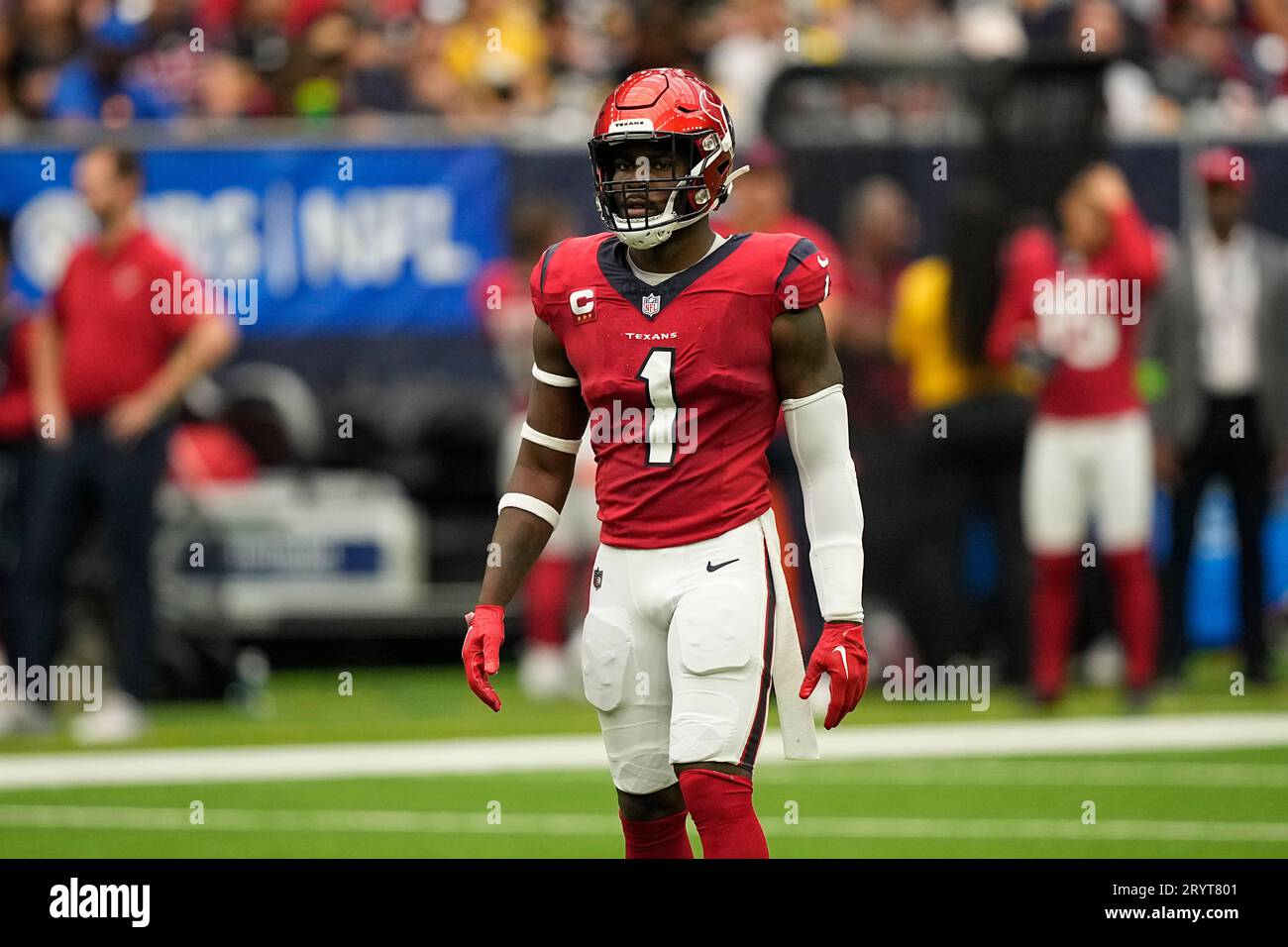 Houston Texans safety Jimmie Ward (1) lines up against the Pittsburgh ...