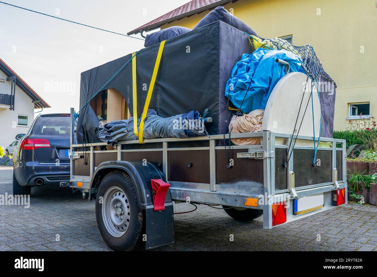 Trailer with bulky waste from a household clearance Stock Photo - Alamy