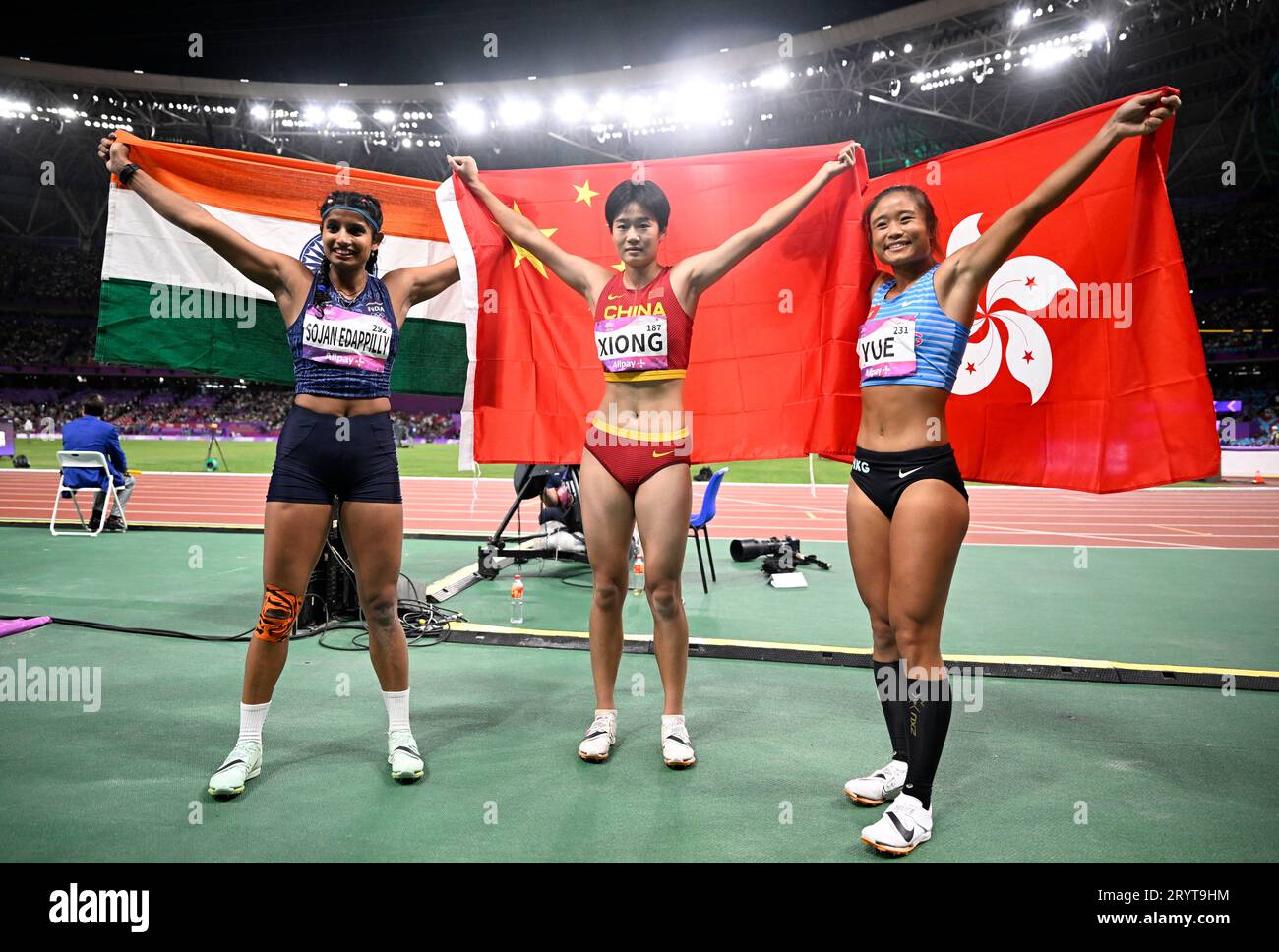 Hangzhou, China's Zhejiang Province. 2nd Oct, 2023. Xiong Shiqi (C) of ...