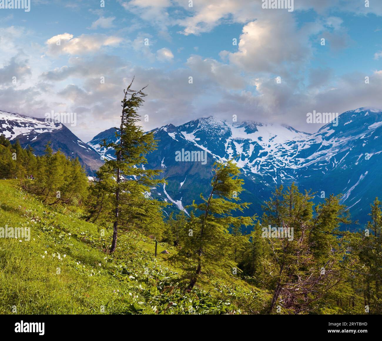 Alps range hi-res stock photography and images - Alamy