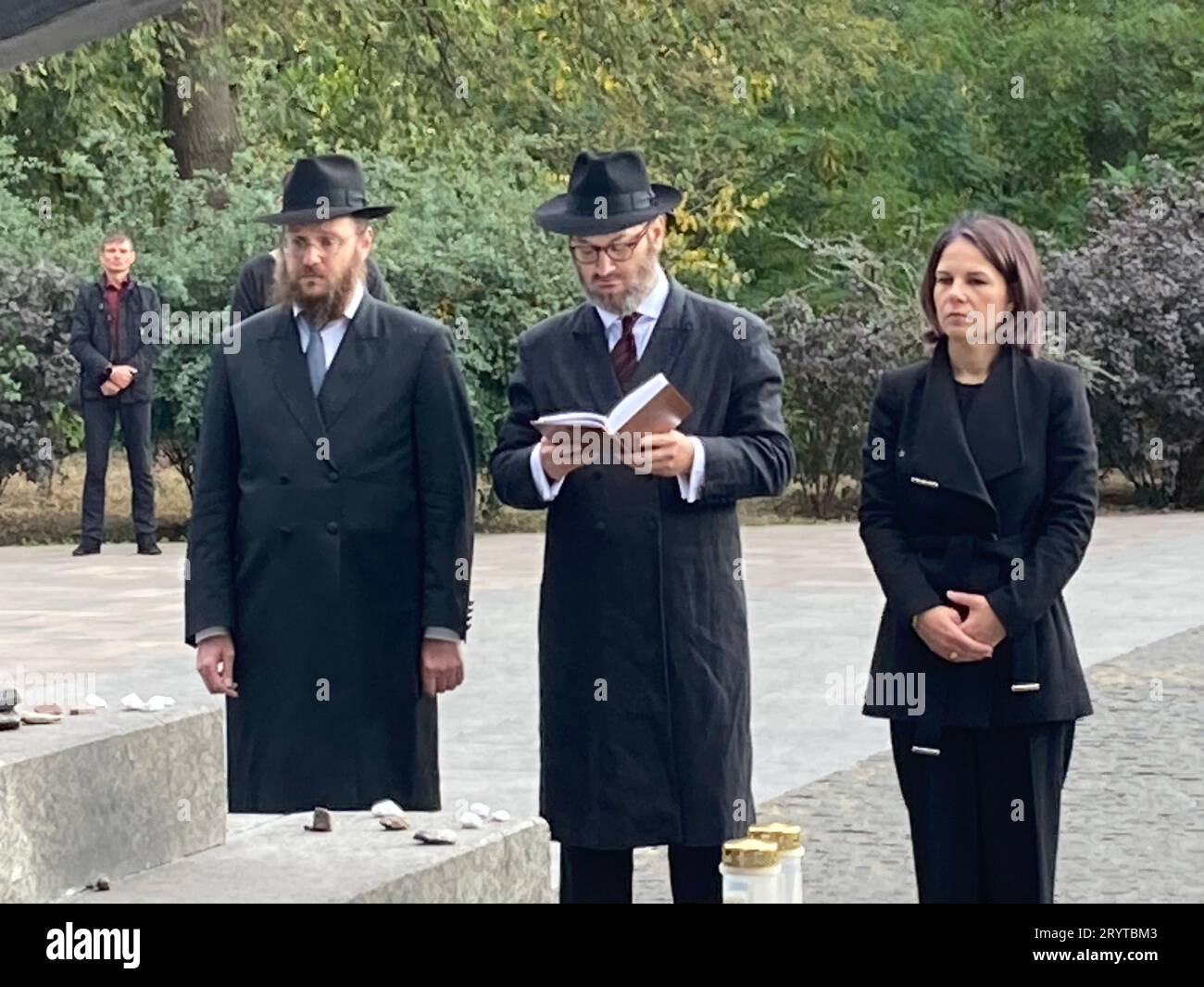 Rabbi raphael rutman hi-res stock photography and images - Alamy