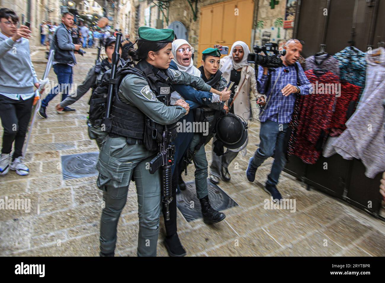 Raid al aqsa mosque hi-res stock photography and images - Alamy