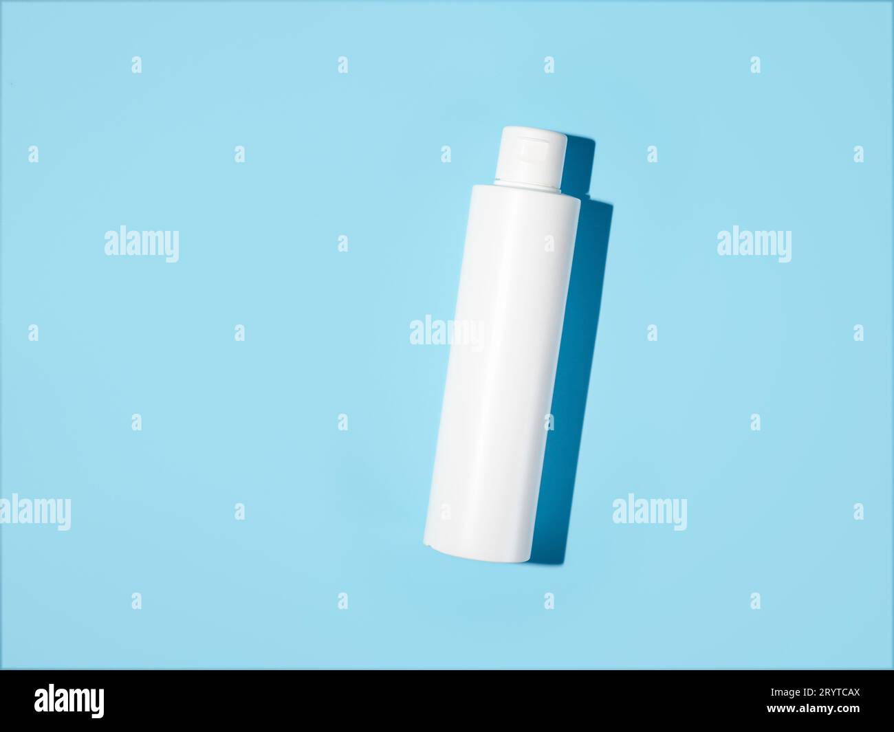 Plastic bottle top down hi-res stock photography and images - Alamy