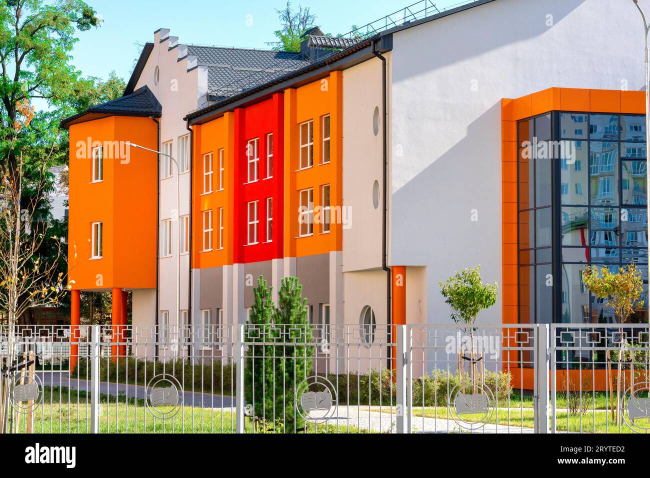 modern school house. modern building exterior. facade of a modern ...