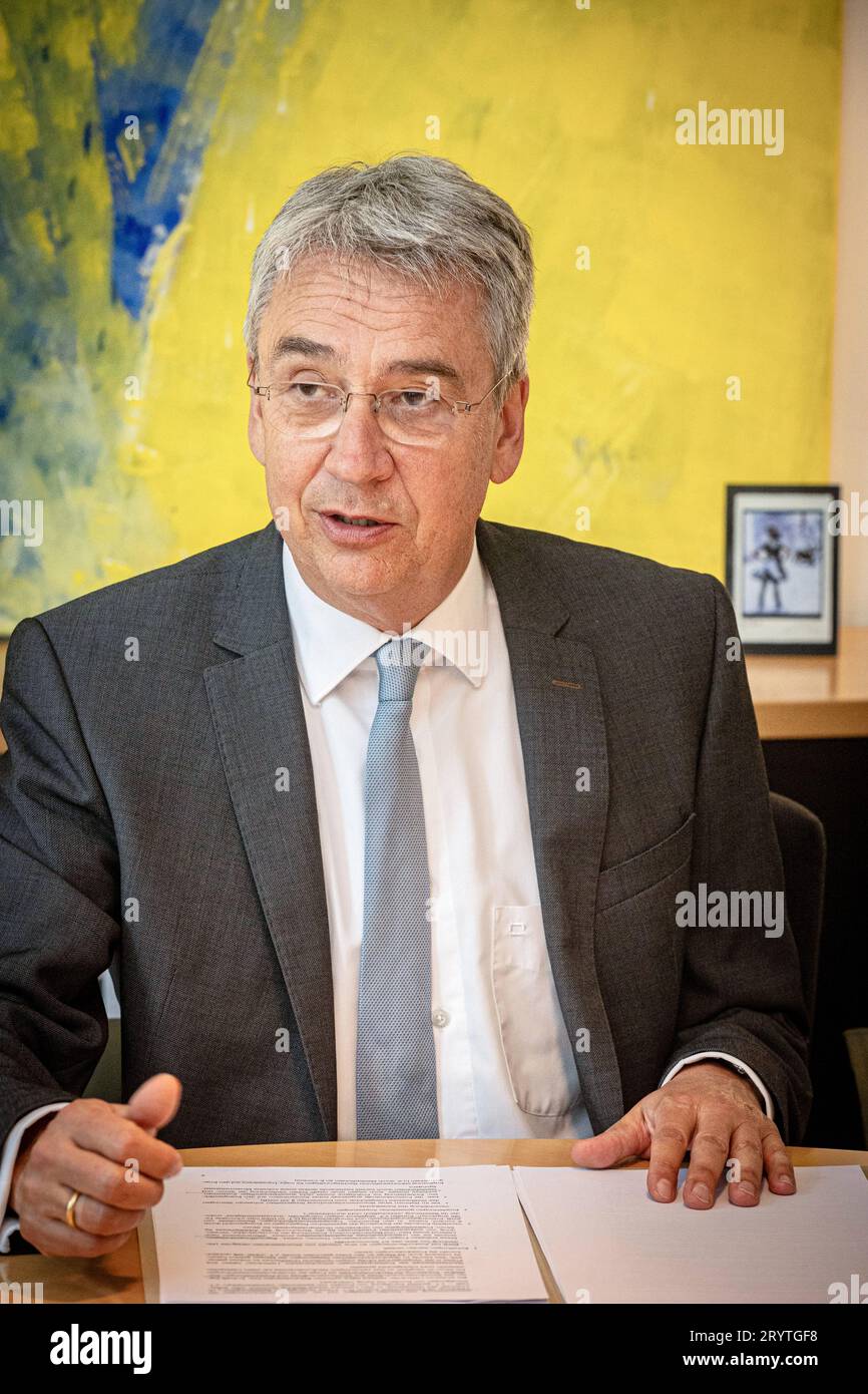 Praesident des Bundeskartellamtes, Andreas Mundt, in seinem Amtssitz in ...