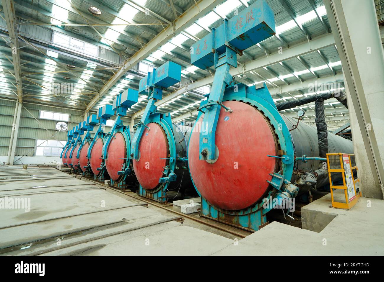 Autoclave in the production line of new building materials calcium ...