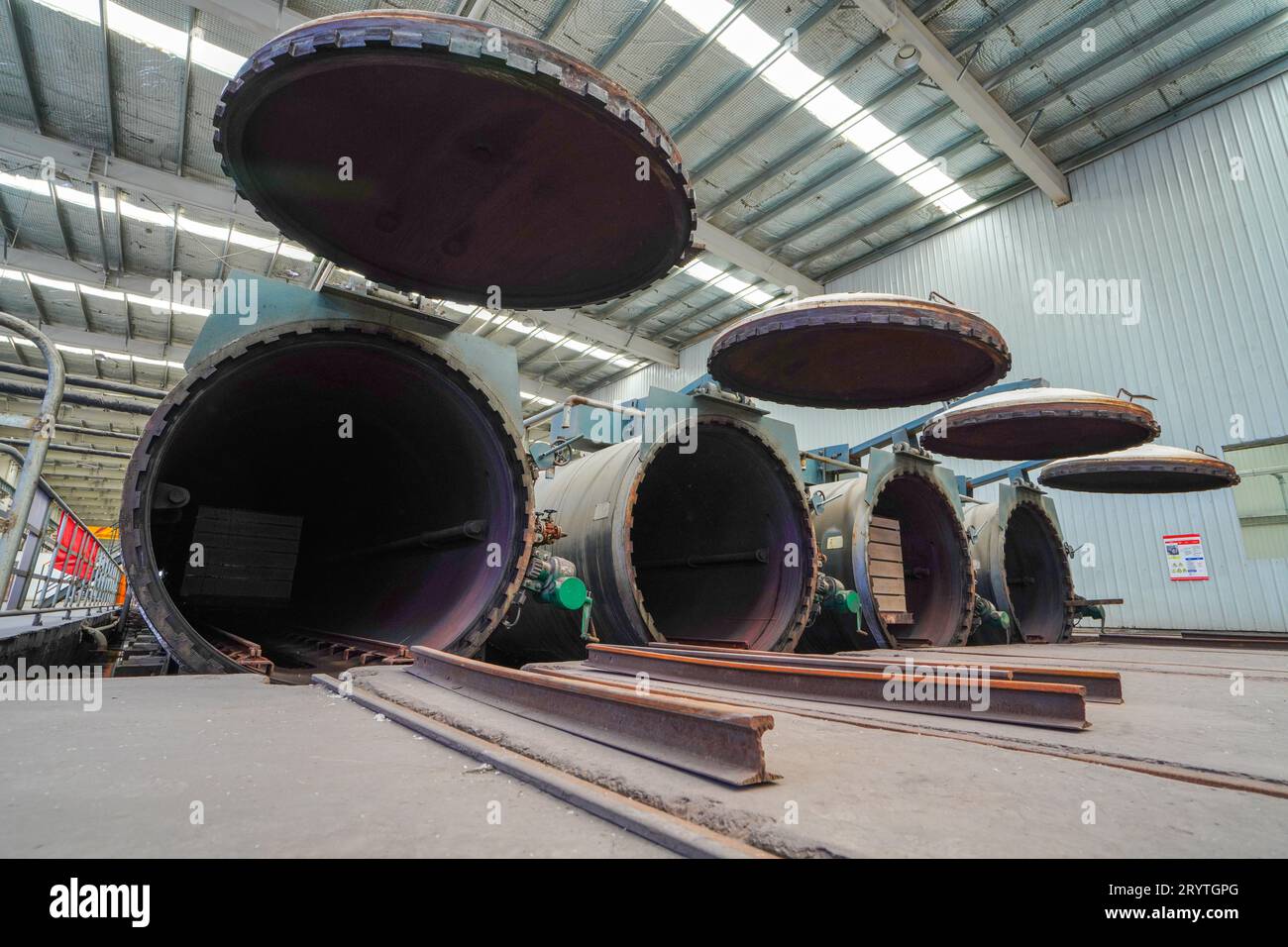 Autoclave in the production line of new building materials calcium ...