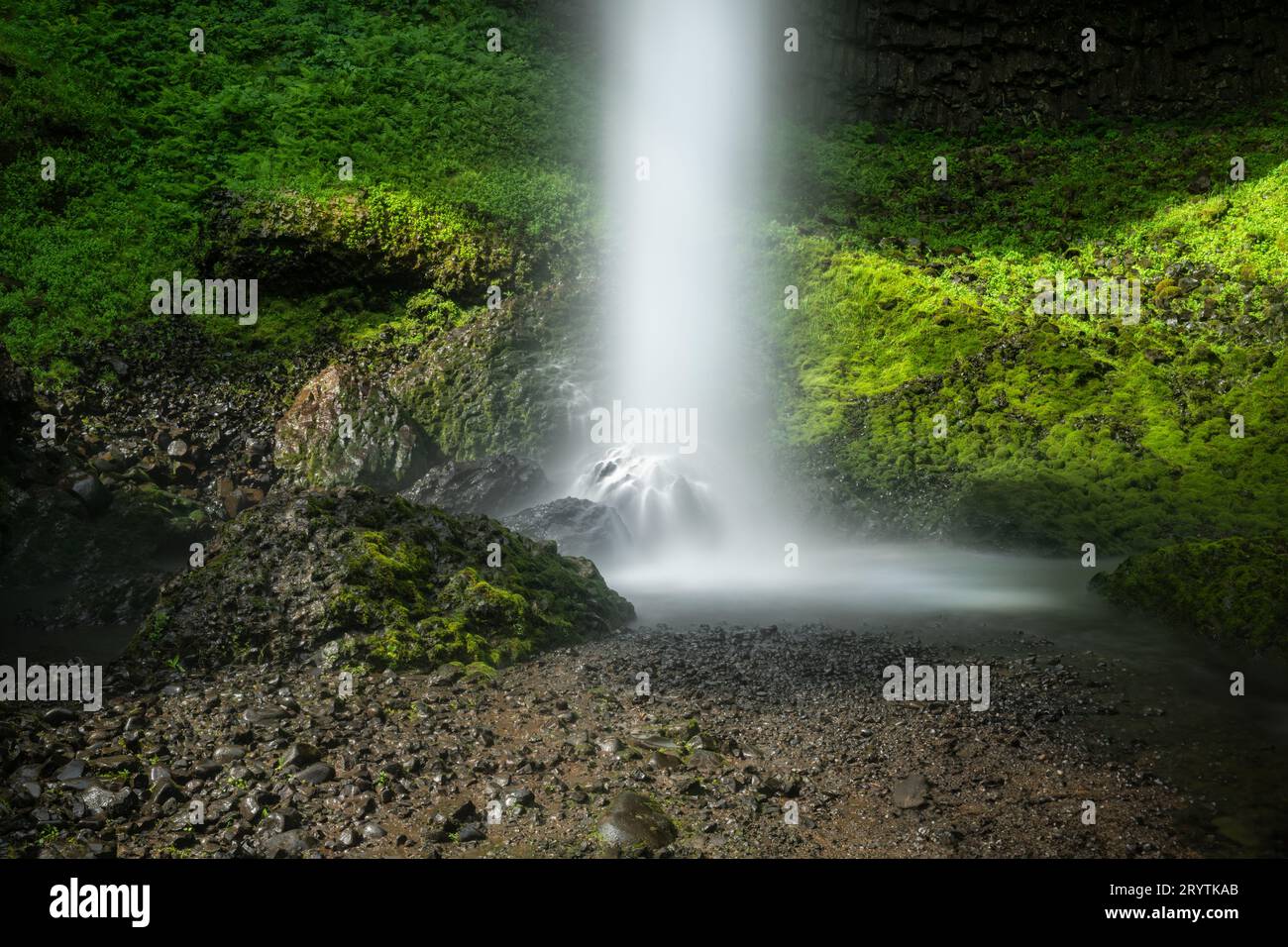 Serene waterfall cascades down hi-res stock photography and images - Alamy