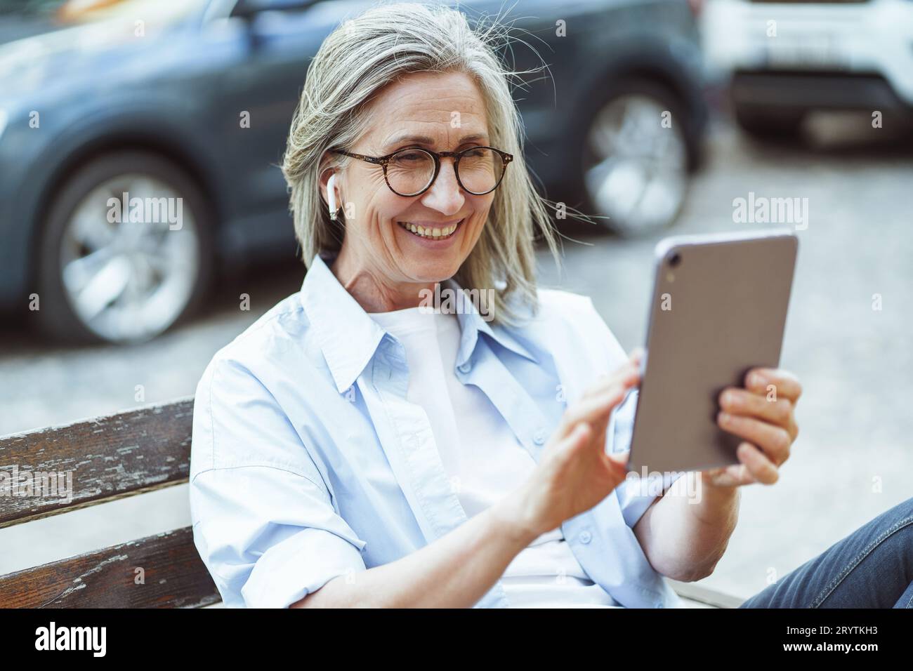 Integration of technology and daily lives of older individuals, and ...